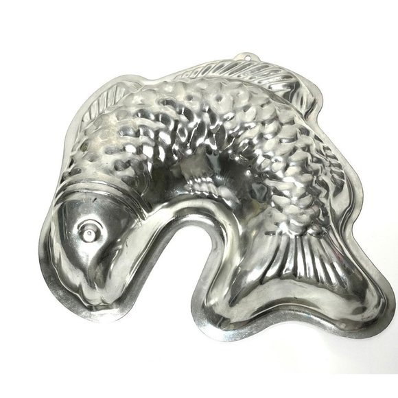 No brand / Not sure | Kitchen | Vintage Silver Metal Fish Jello Mold ...
